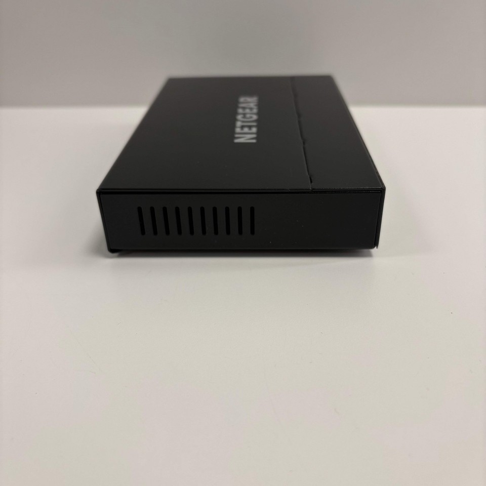 Netgear GS308E-100NAS 8-Port Gigabit Ethernet Smart Managed Plus Switch ...