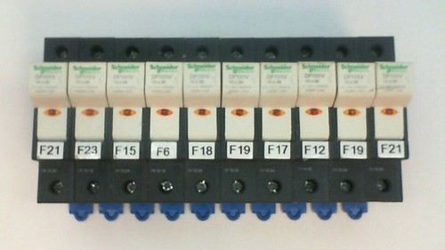 Schneider 1-Pole DF101V 10X38 30 A Circuit Breaker Lot of 10 | eBay