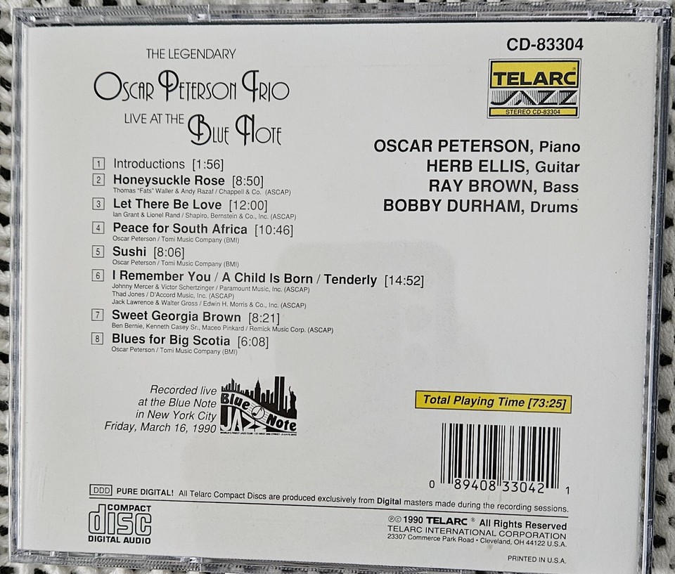The Legendary Oscar Peterson Trio Live at the Blue Note (Telarc Jazz CD ...