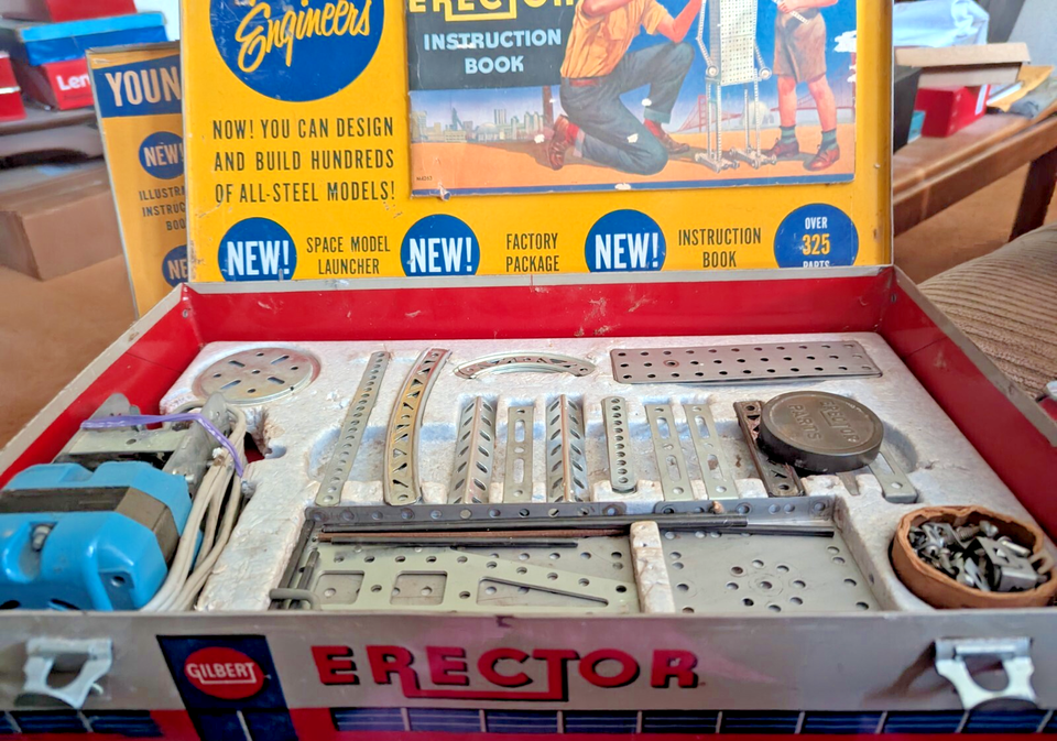 COMPLETE EARLY 6 1/2 ROCKET MODERN LITHO 10053 A.C. GILBERT ERECTOR SET ...