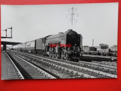 PHOTO LNER THOMPSON CLASS A2 4-6-2 60522 STRAIGHT DEAL VIEW 2 | eBay UK