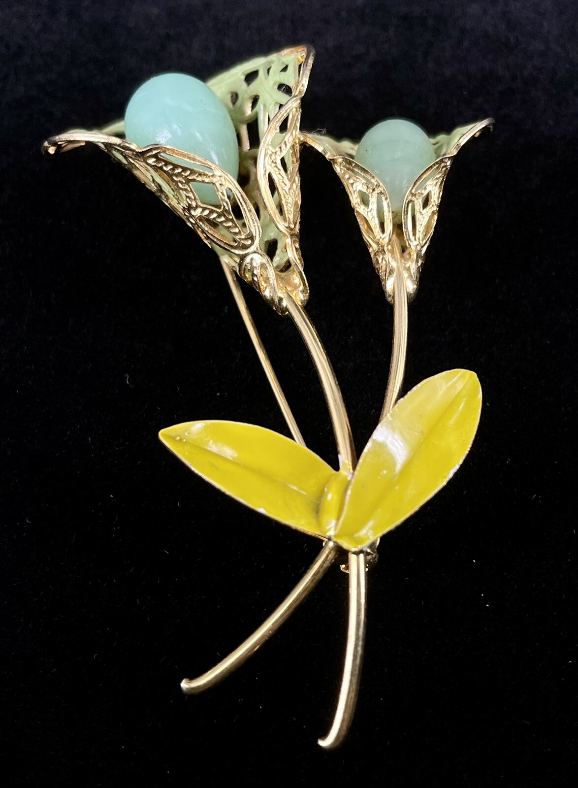 Vintage Dried Lotus Flower Brooch Jadeite Beads Ename… - Gem