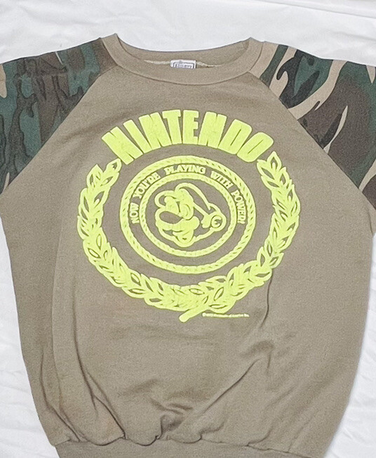 RARE Vintage 80s 1989 Nintendo Mario Crewneck Sweatsh… - Gem