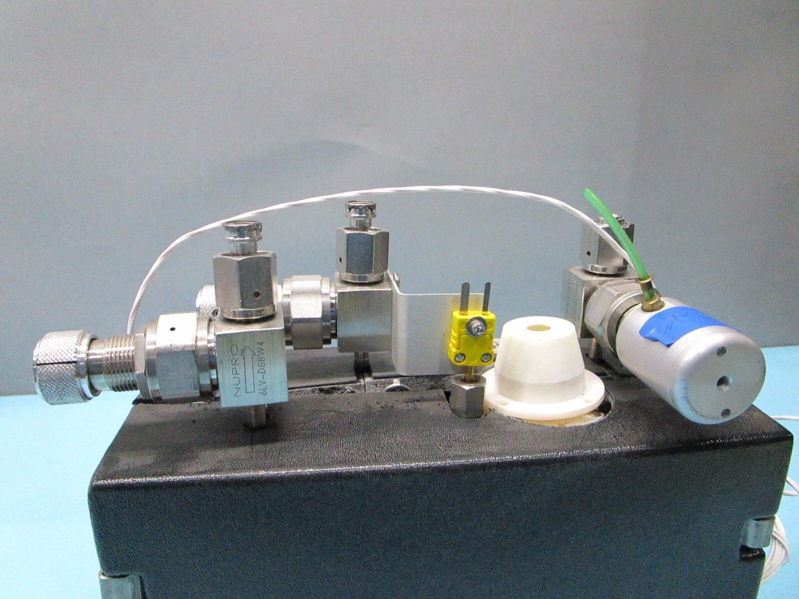 AMAT P5000 PECVD AMPULE WITH HEATER AND TC, 117413 | eBay