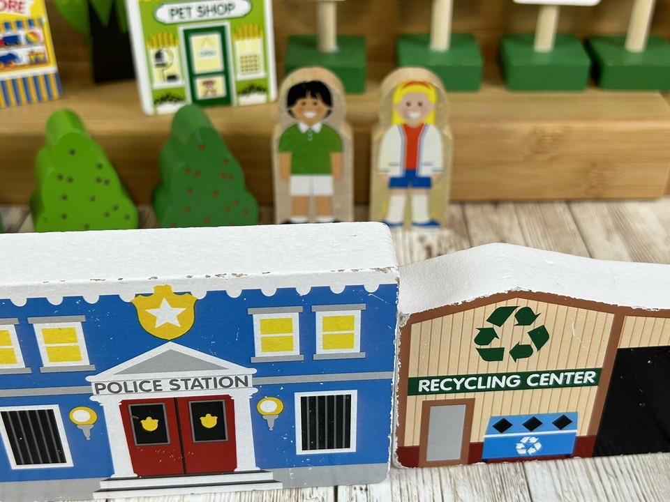 Melissa and Doug Wooden Town Playset Pieces Building Street Signs ...