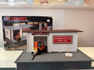 Lionel Lionelville Pipe Company Warehouse Oprtng Forklift Loader ...