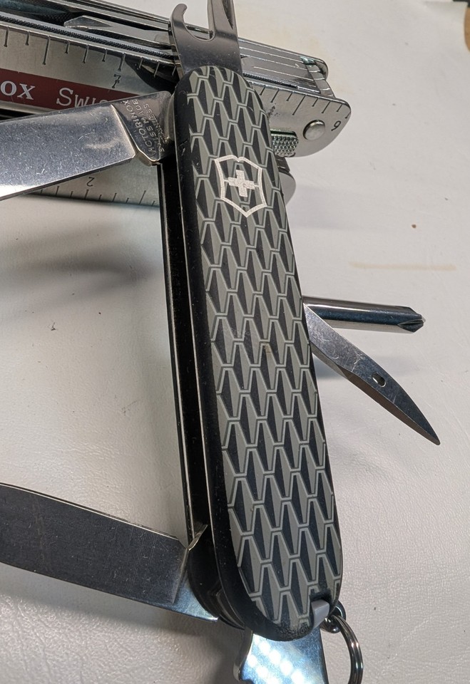 Victorinox Swiss Army Knife TINKER SOFT GRIP diamond plate design NO ...