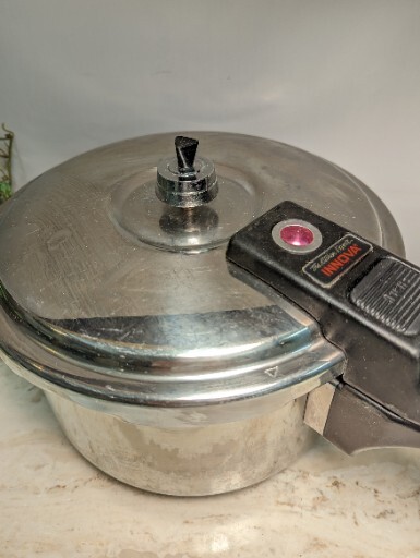 Innova 6 Quart Stainless Steel Pressure Cooker Davenport IA Jigger ...