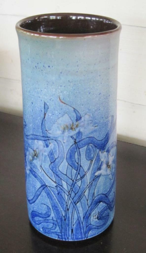Chelsea Pottery England 8.75" Blue Floral Art Studio Vase | eBay