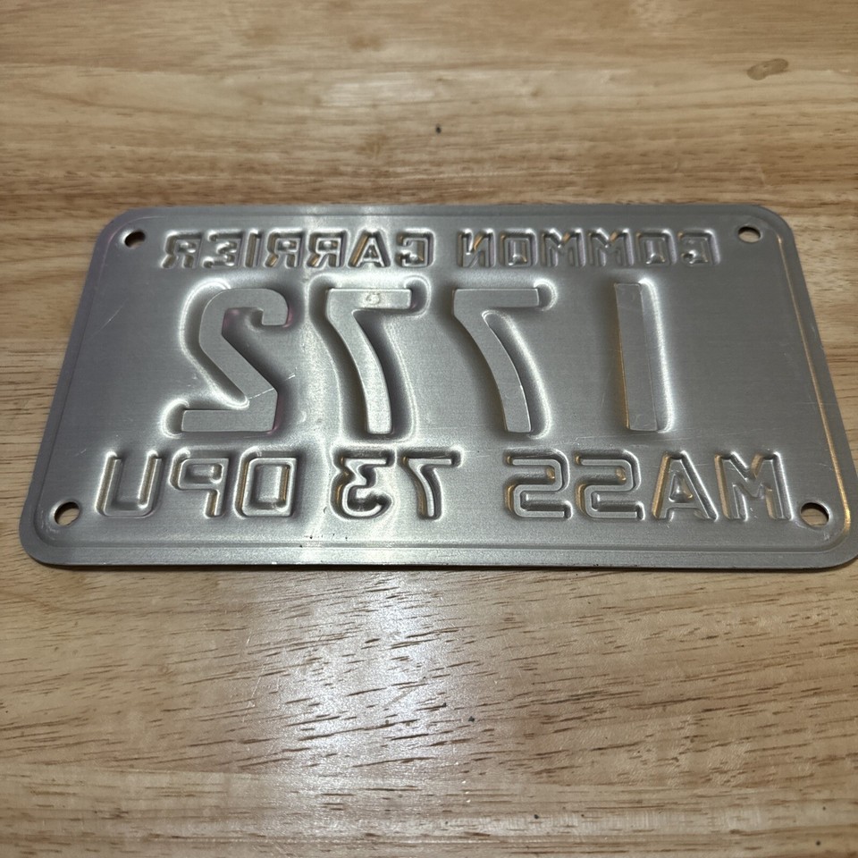 Massachusetts 1973 COMMON CARRIER DPU License Plate & PLATE Number 1772 ...