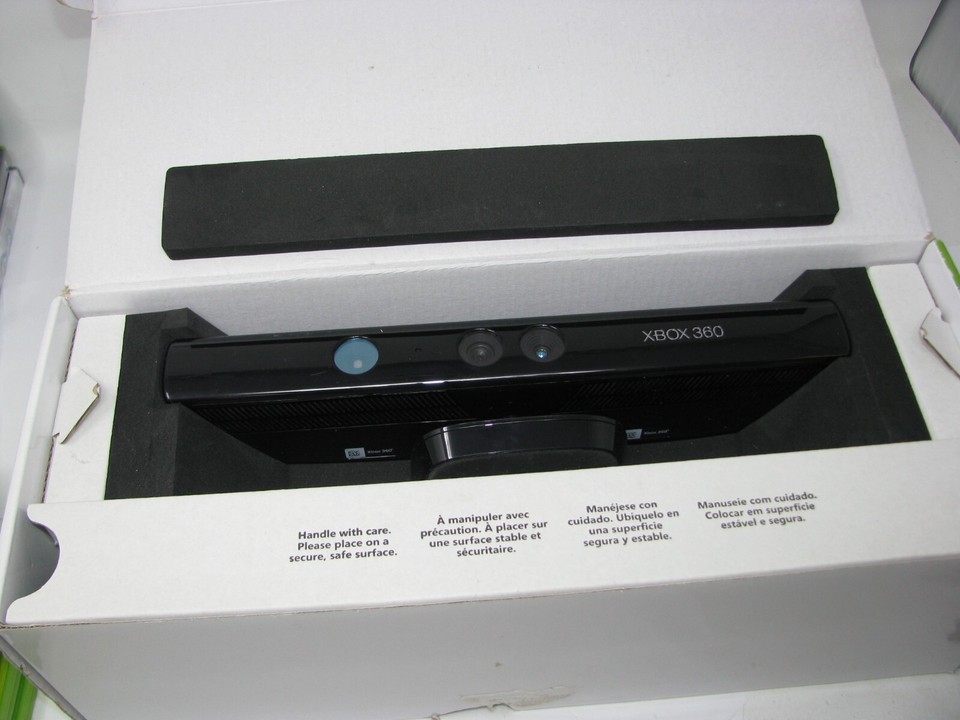 Microsoft Kinect Xbox 360 Sensor 1414 Box is Worn, with Power Cord ...