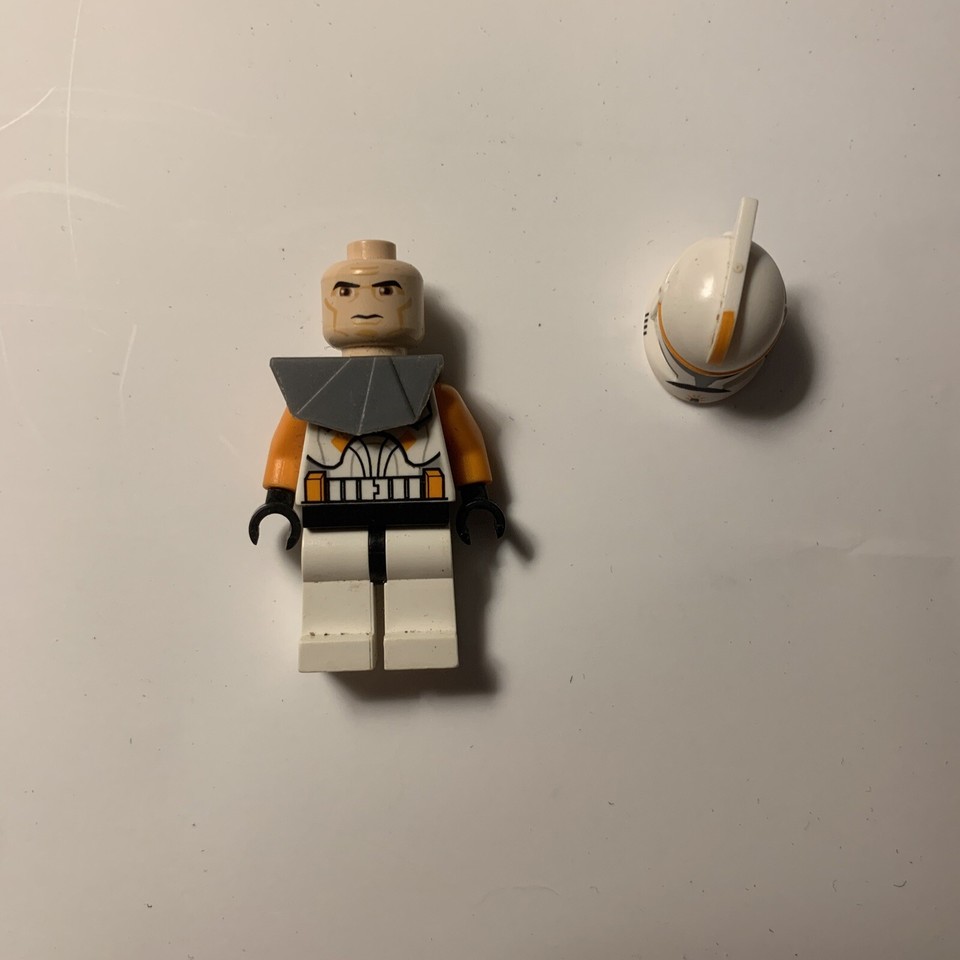 Lego Star Wars Clone Wars Clone Commander Cody 212th Phase 1 Minifigure ...