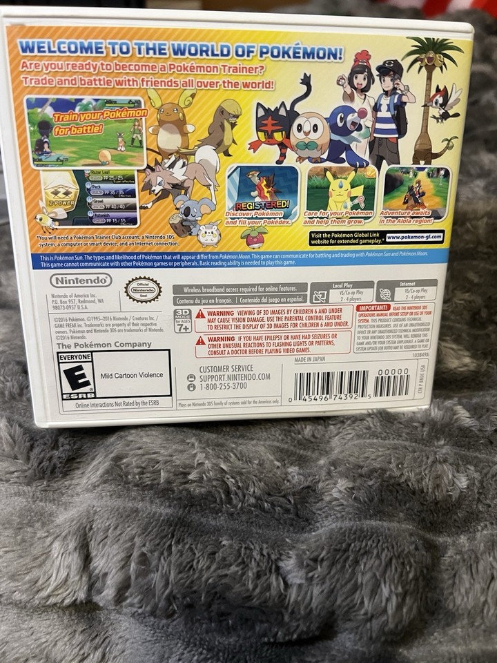 Nintendo New 3DS XL Solgaleo Lunala Edition w/ Pokémon Sun, Moon, Ultra ...