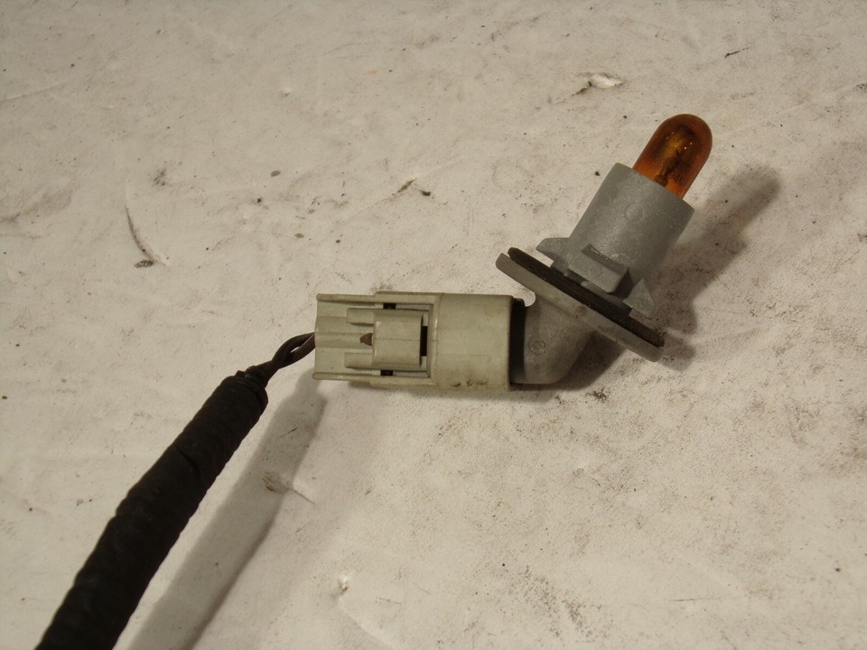 2008-2009 FORD TAURUS HEADLIGHT HEAD LAMP SMALL SIGNAL BULB PLUG ...