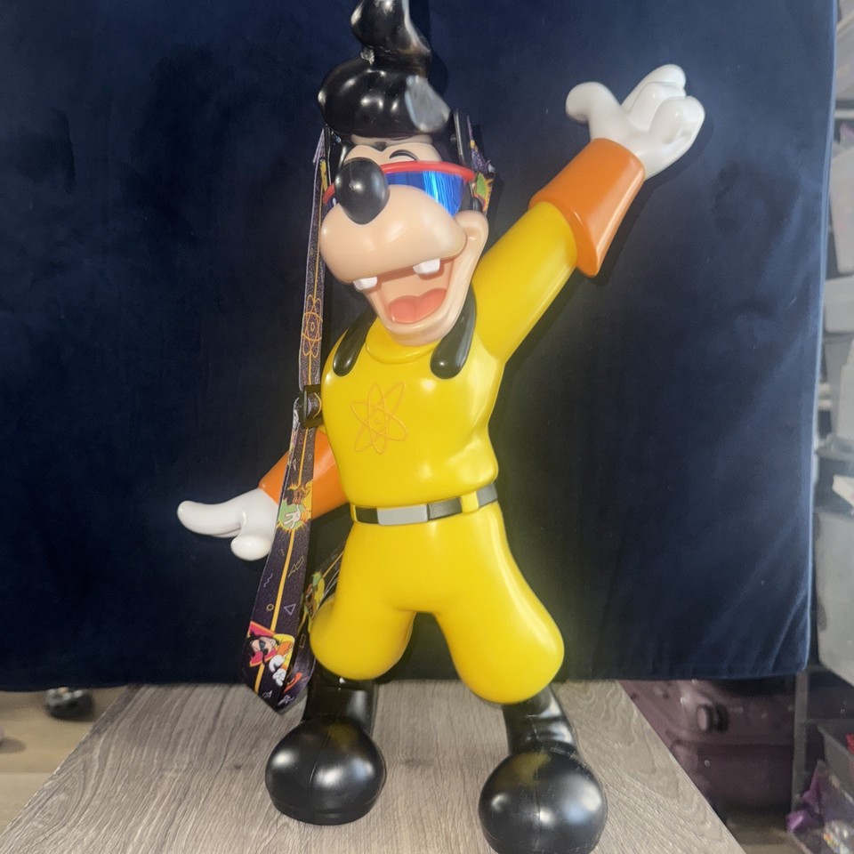 A Goofy Movie 30 Year Anniversary Disneyland Popcorn Bucket Max As ...