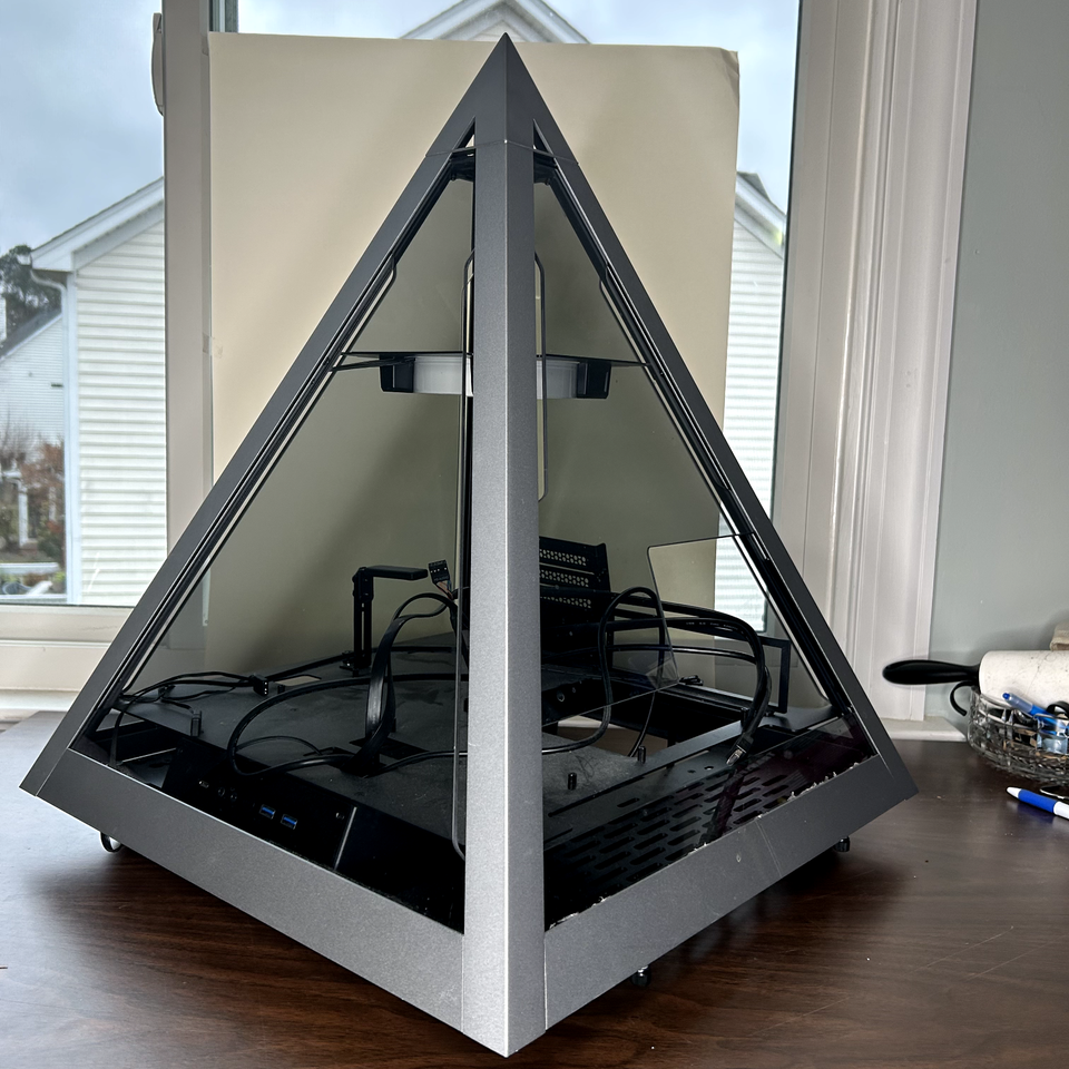 AZZA Pyramid CSAZ-804L PCIE 4.0 - All Sides Tempered Glass ATX Mid ...