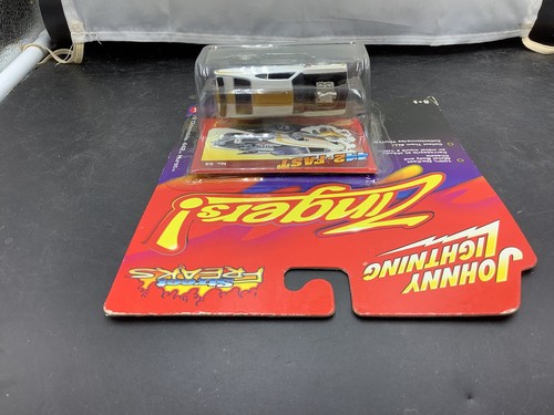 Johnny Lightning Street Freaks 1972 Oldsmobile 442 Hurst Zinger 1:64 ...