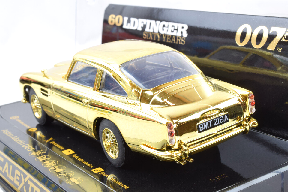 Scalextric James Bond Goldfinger Aston Martin DBS W/ Lights 1/32 Slot ...