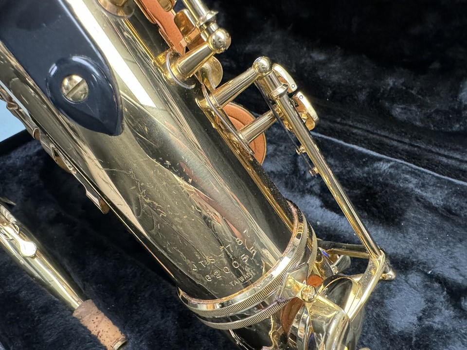 Jupiter 700 Series JTS-787 Tenor Saxophone with Case & Mouthpiece ...