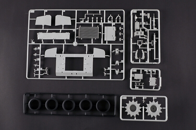 Trumpeter 61618 1:16 M4A1E8 Sherman Medium Tank Assembly Model Kit | eBay
