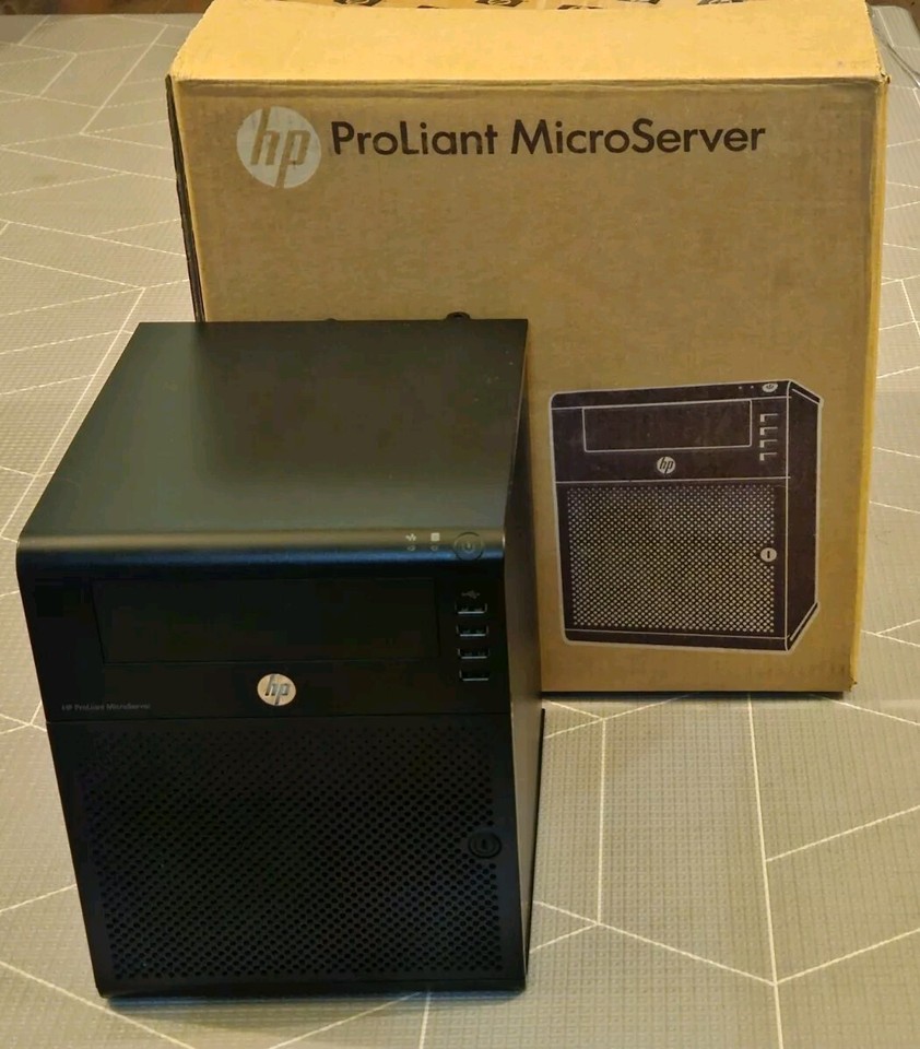 HP ProLiant N40L MicroServer + 240Gb SSD + 2Tb HDD + 1Gb XFX Graphics ...