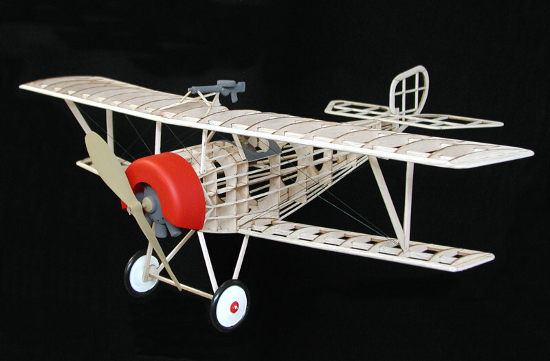 Guillow's Model Kits 204LC Fokker Triplane 1:16 Scale Flying Model Kit ...