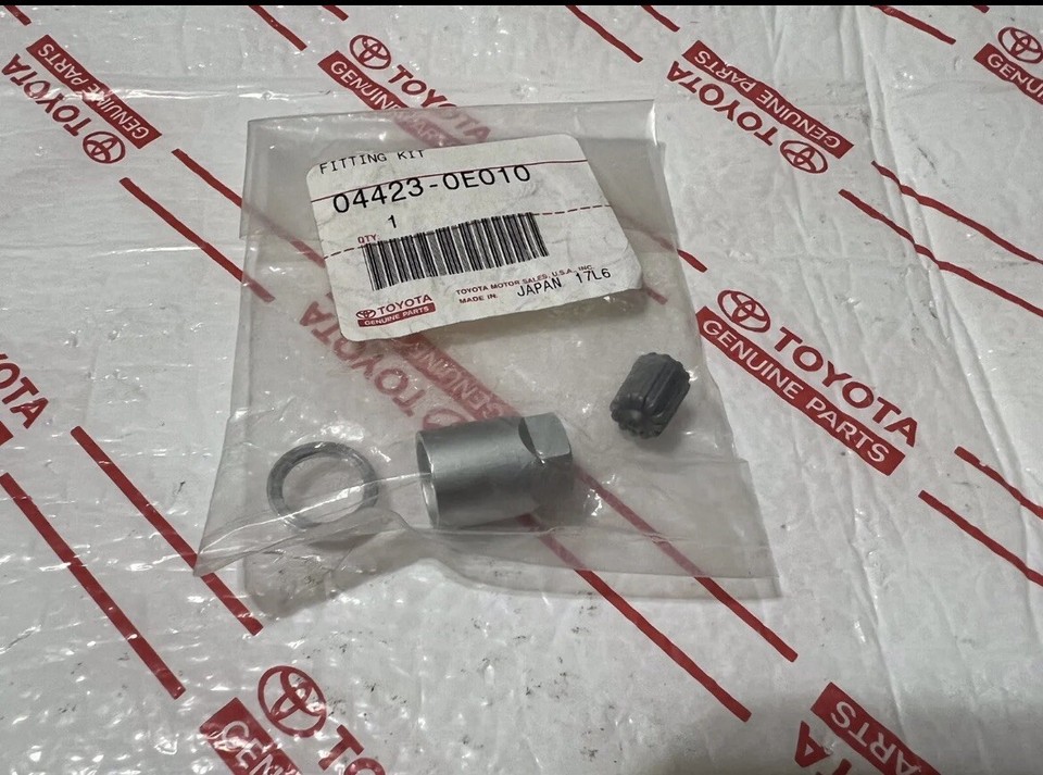 NEW GENUINE OEM TOYOTA TPMS SENSOR TIRE PRESSURE VALVE FIT KIT 04423 ...