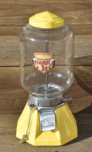 Vintage 1933 Northwestern Model 33 1 Cent Yellow Peanut Machine with ...