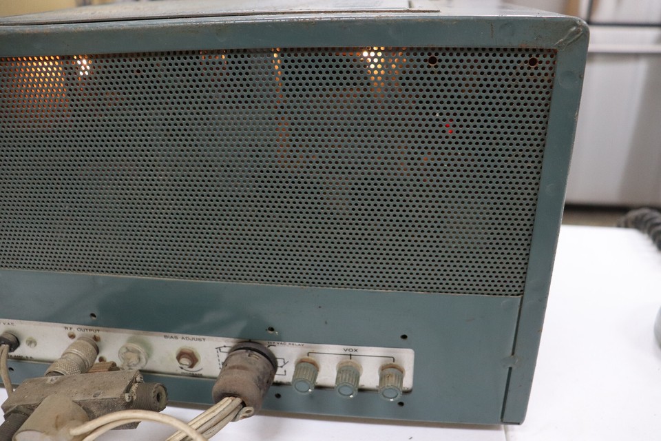 Heathkit Hx-30 Vintage 6-meter SSB Tube Ham Radio Transmitter powers up ...