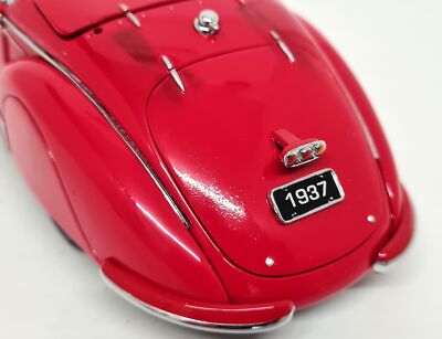 Franklin MINT 1937 ALFA ROMEO 2900b Limited Edition W/box Franklin MINT 1937 ALFA ROMEO 2900b Limited Edition W/box