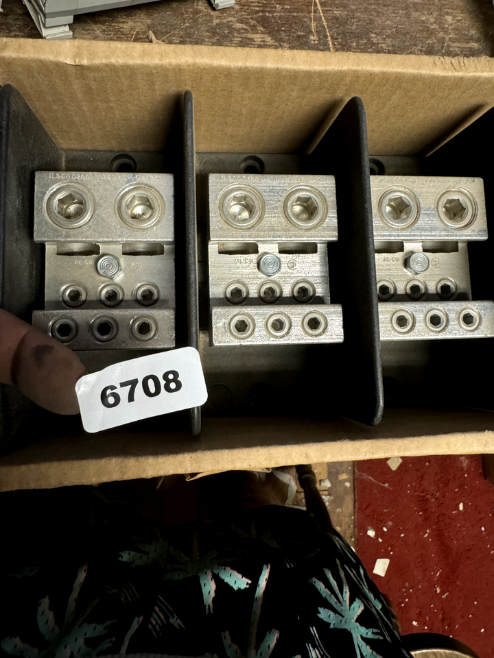 ILSCO PDB-26-350-3 Power Distribution Block | eBay