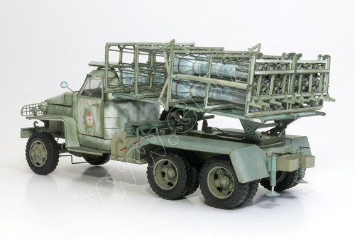 Katyusha rocket launcher on Studebaker US-6 1:25 paper model kit 26cm ...