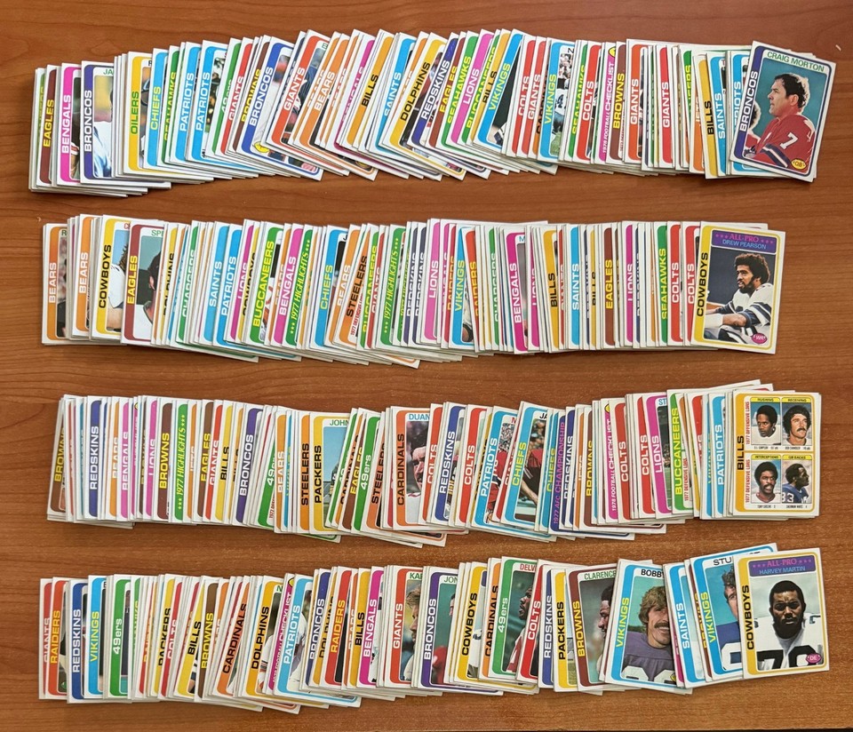 MASSIVE LOT OF 450 - TOPPS 1978 NFL MID GRADE FOOTBALL CARDS -SEMI ...