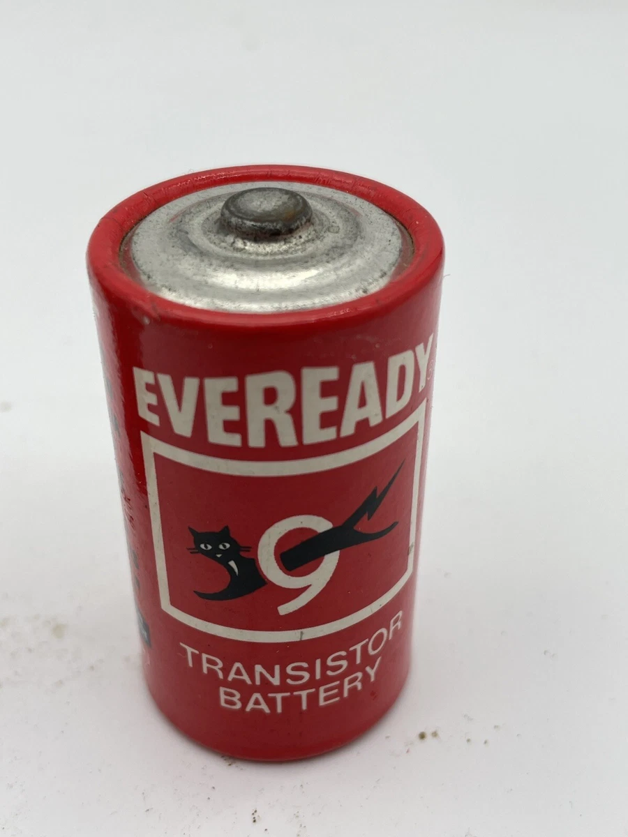 File:Vintage Old-Style Eveready Transistor Radio Batteries,, 49% OFF