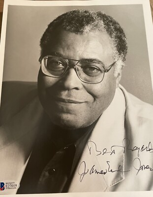 James Earl Jones Signed Autograph 8x10 Photo , Mint Condition , Beckett ...