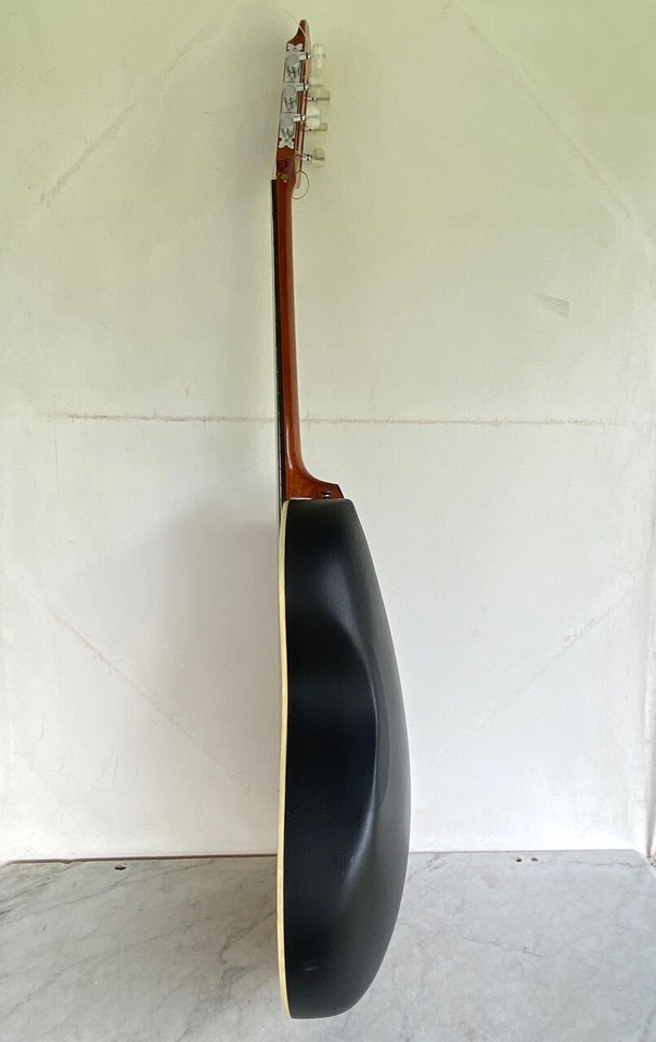 OVATION Balladeer Classical Acoustic Guitar. Nylon Strings Model 1124-4 ...