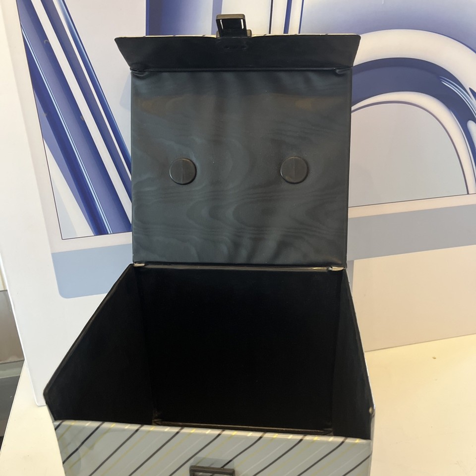 VINTAGE 1970s BLUE 7" SINGLES 4 VINYL RECORD STORAGE BOX . CARRY CASE ...