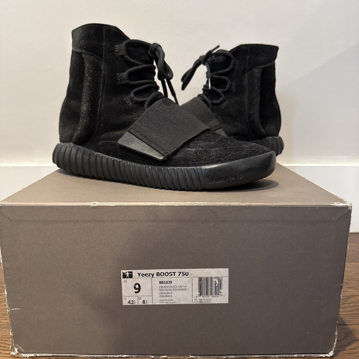 Size 9 - adidas Yeezy Boost 750 Triple Black | eBay Size 9 - adidas Yeezy Boost 750 Triple Black | eBay