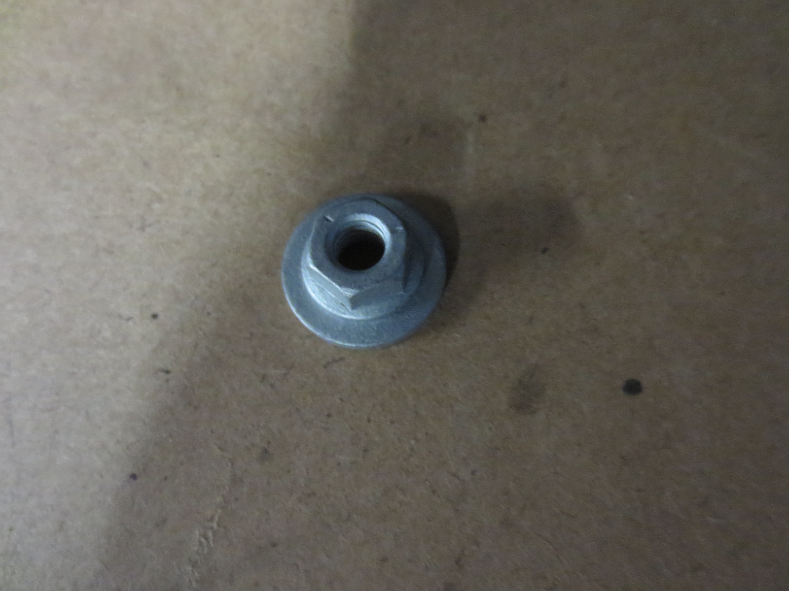 Mercedes M6 Trim Nut Washer Assy Part No N000000 006037 | eBay