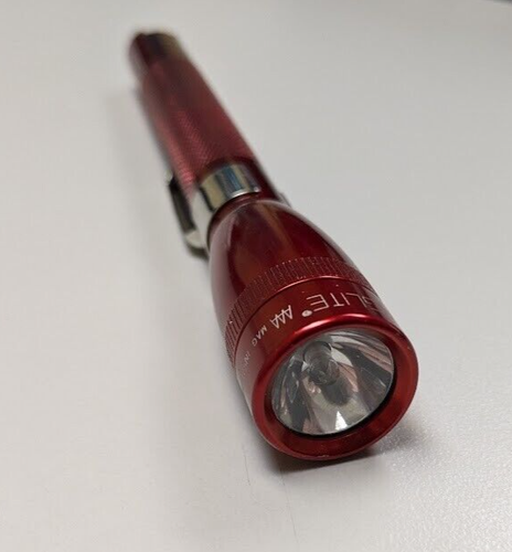 Maglite Mini 2-Cell AAA Flashlight Red W/ Clip | eBay