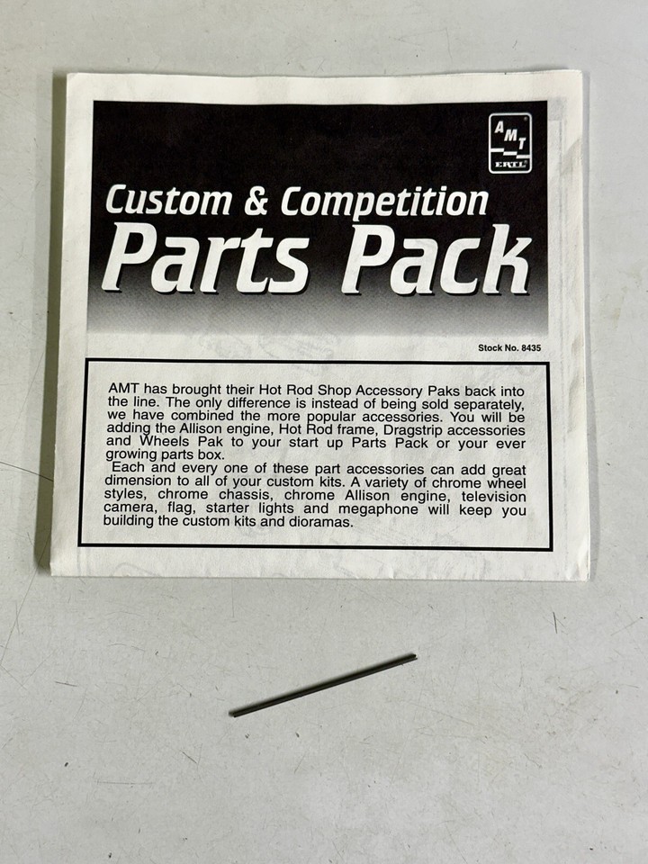 1997 UNBUILT 1:25 AMT ERTL model car kit CUSTOM & COMPETITION PARTS ...