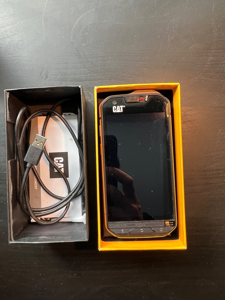 CAT PHONES S60 Rugged Waterproof Smartphone with Integrated FLIR ...