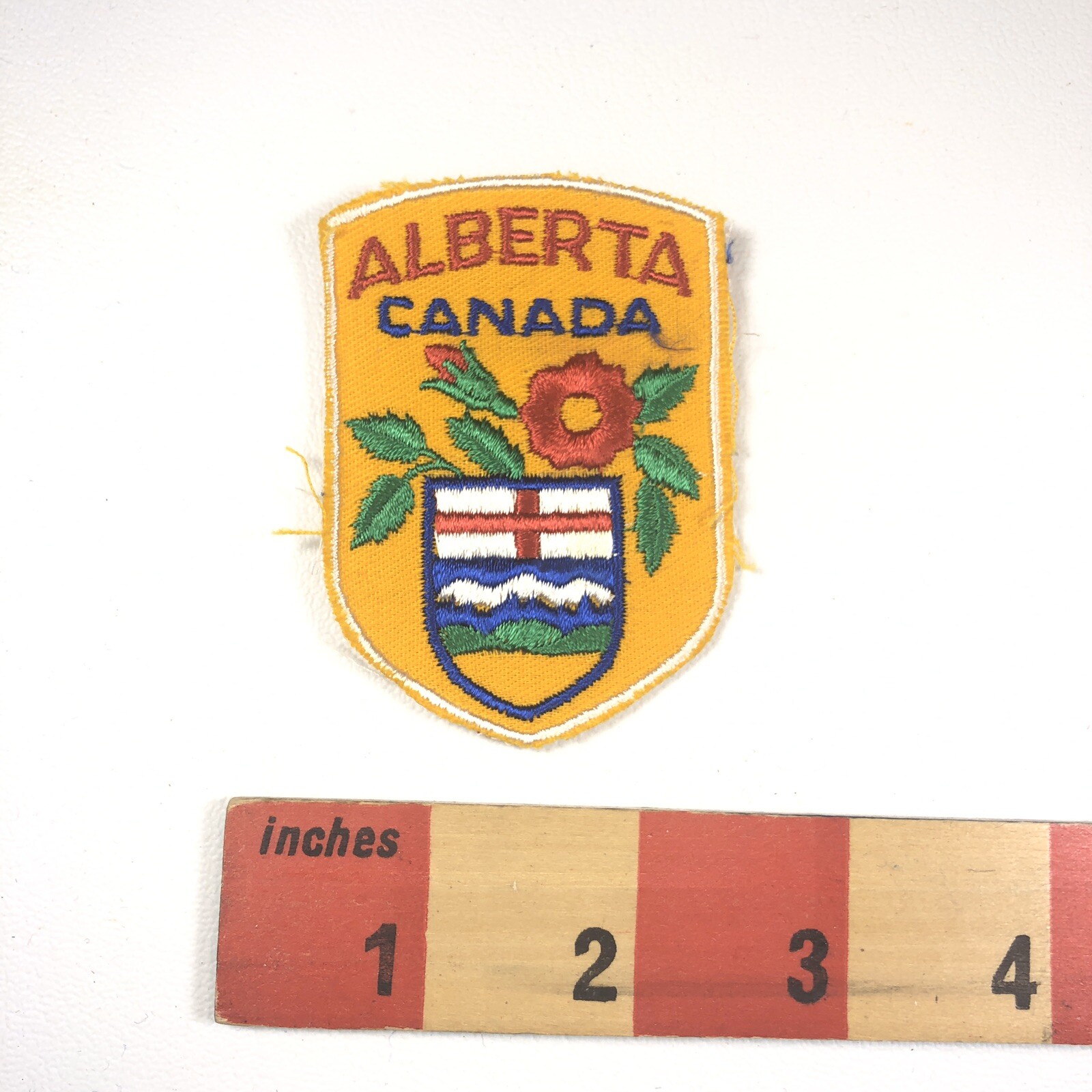 Province Of ALBERTA Canada Coat Of Arms Shield Crest Patch C04Q | eBay