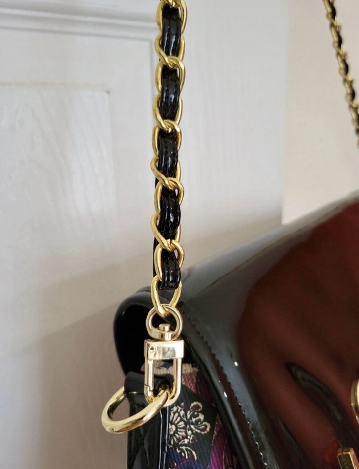 FRED PERRY AMY WINEHOUSE PINK CHAIN PRINT BOWLING BAG BLACK LEATHER ...