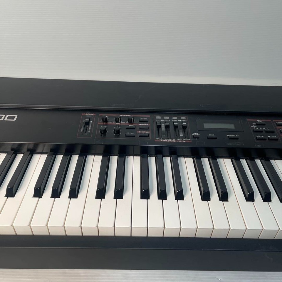 Roland RD-600 88-Key Stage Digital Piano Keyboard Weighted Keys Japan ...