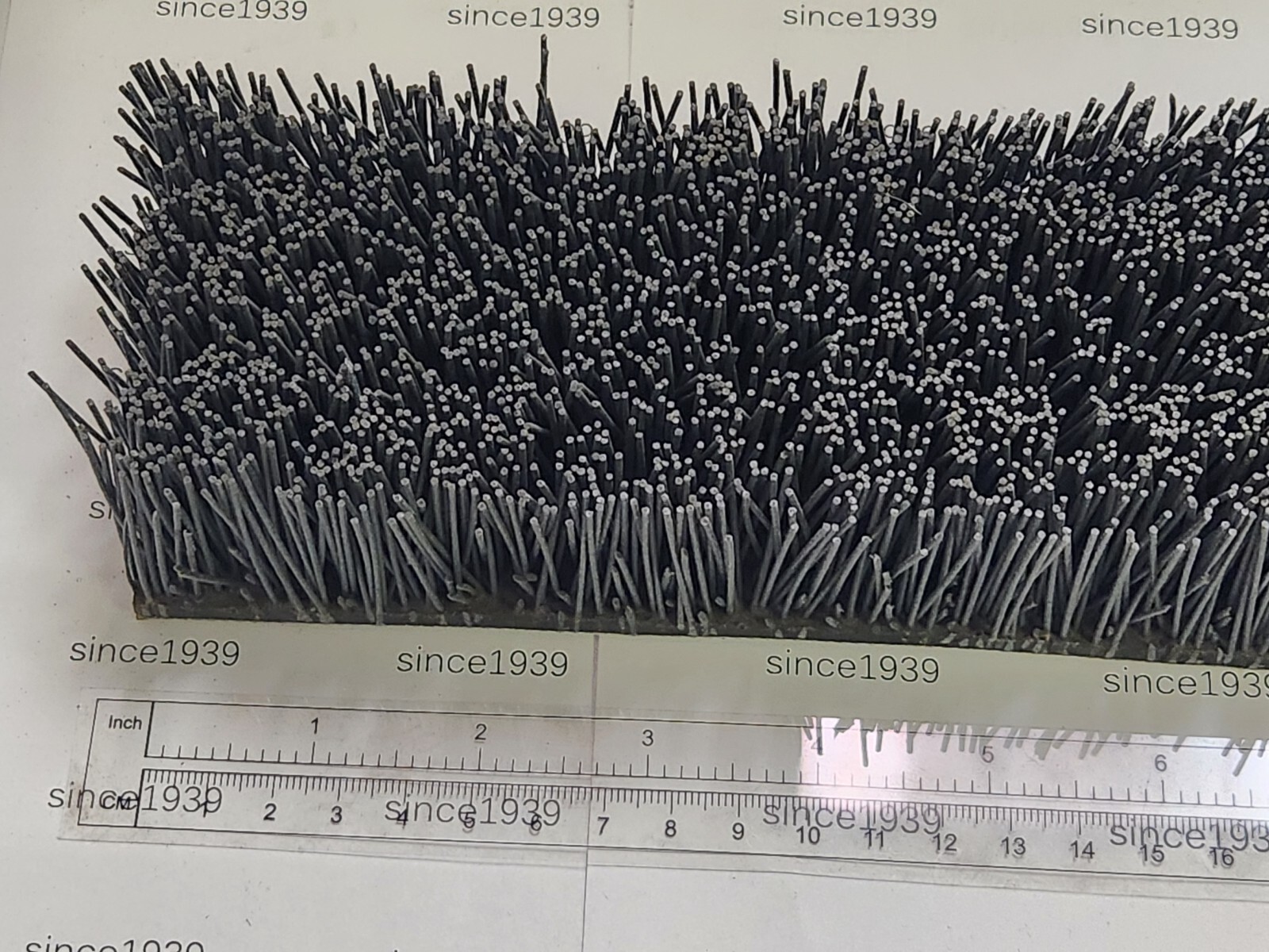 3M 37008 BRUSHLON 3" X 60" 180 GRIT 1.5" TRIM 420B SILICON CARBIDE ...