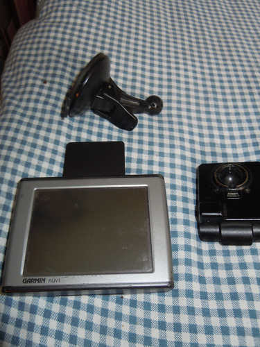 Garmin Nuvi 300 sat nav with Accessories | eBay