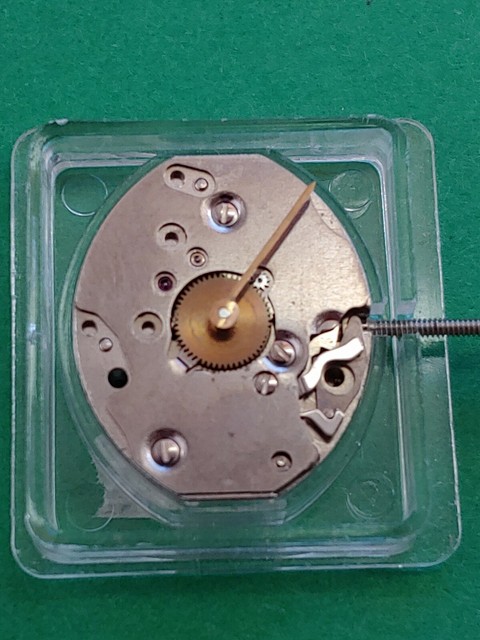 Genuine ESA 301.002- 4 Jewel Quartz Movement. NOS. Sets & Runs Keeping ...