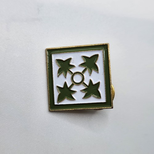 US Army 4th Infantry Division Pin Hat Pin Lapel Ivy Division Fort ...