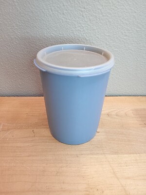 Vintage Tupperware Light Blue Servalier Canister 811-4 With Lid 1.1 Qt ...
